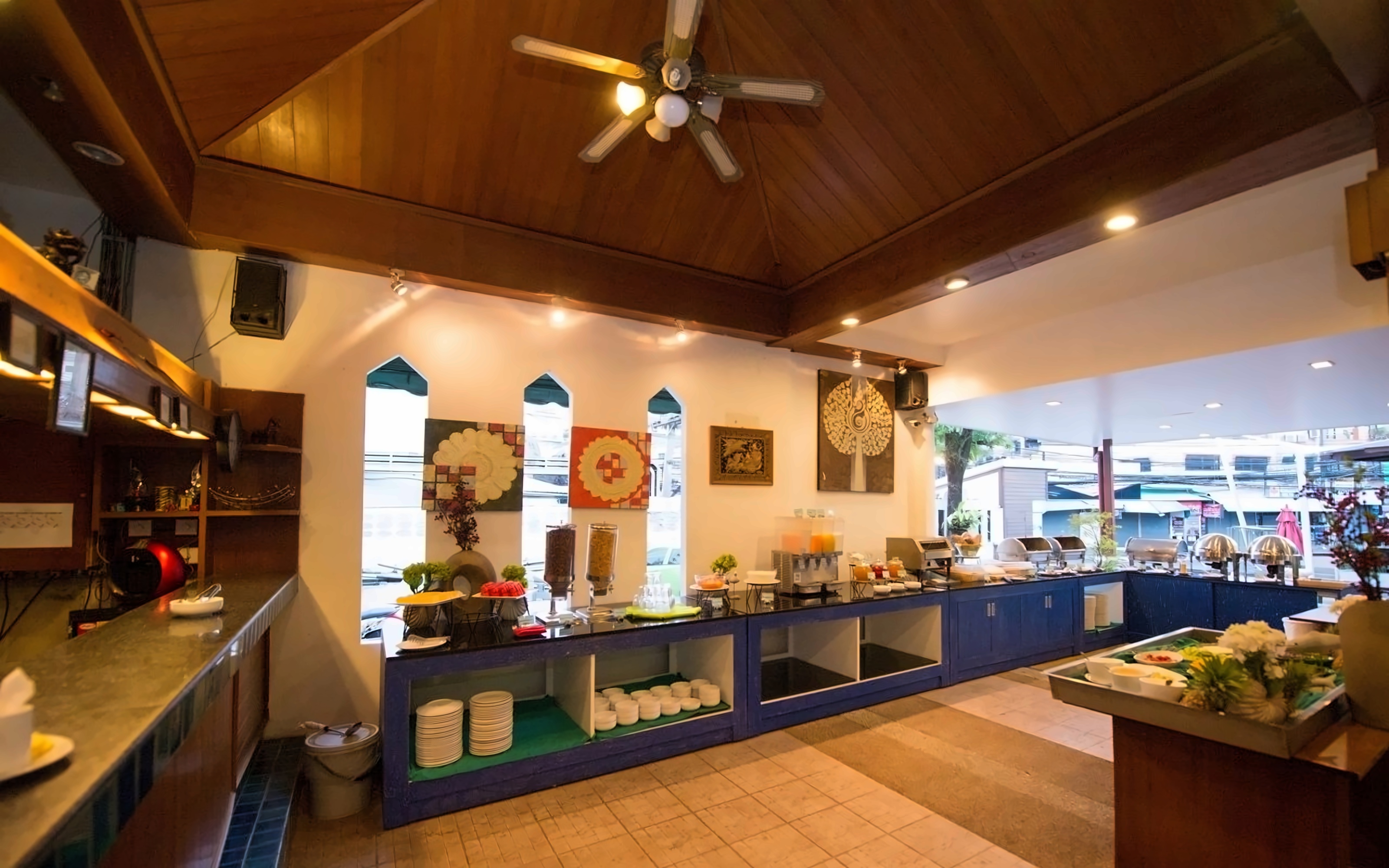 Viridian Patong Resort Phuket Patong Таиланд photo, price for the ...