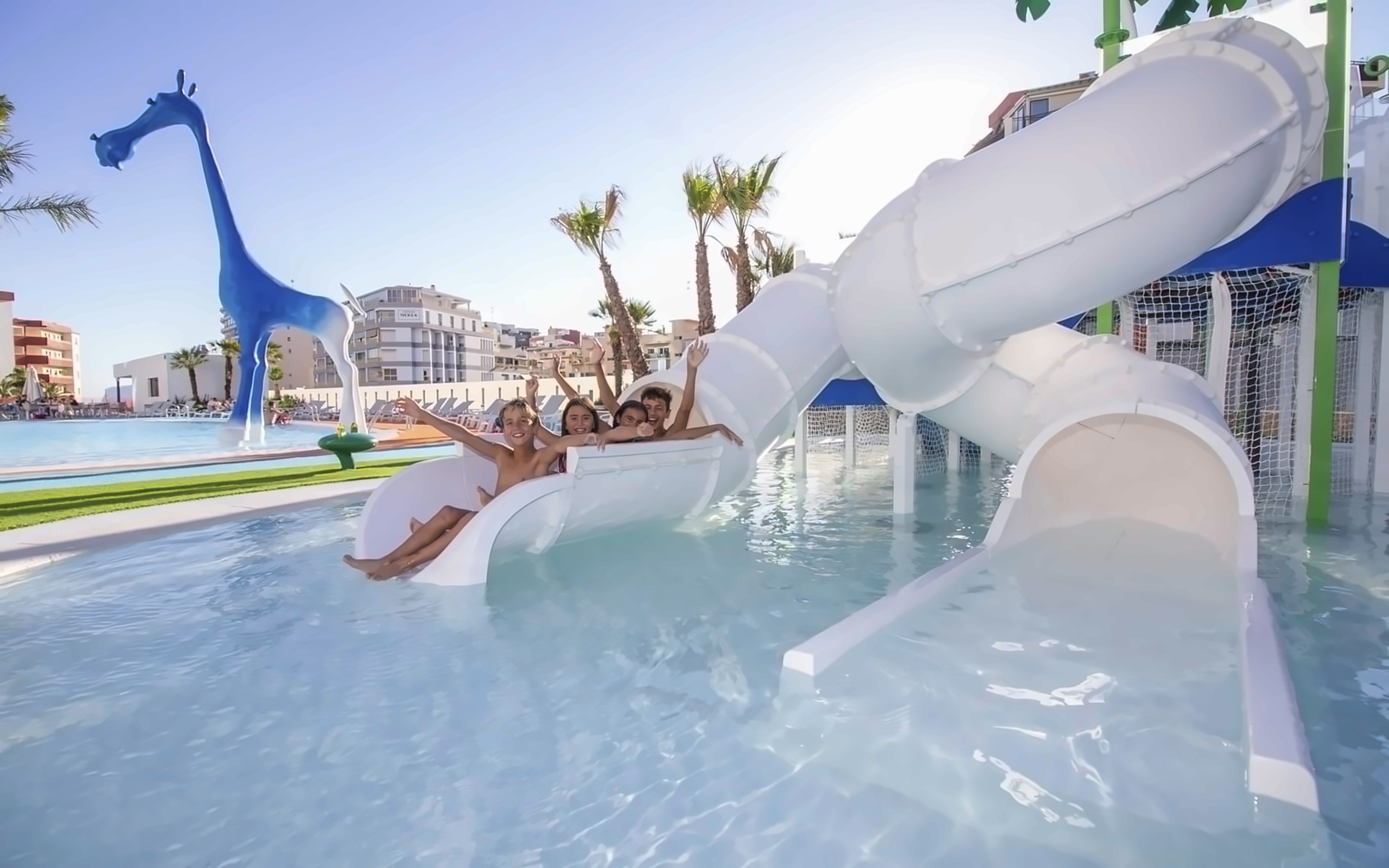 Suitopia Calpe Spain photo, price for the vacation from Join UP!