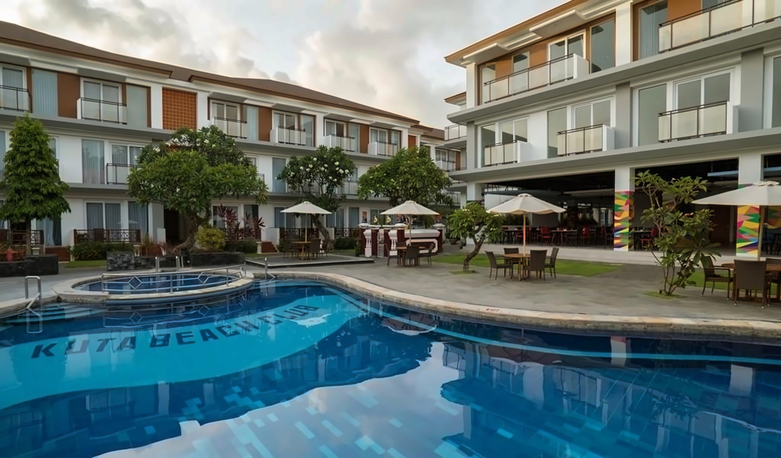 Sol by Melia Bali Kuta (Sol House Bali Kuta) Кута Индонезия (о. Бали ...