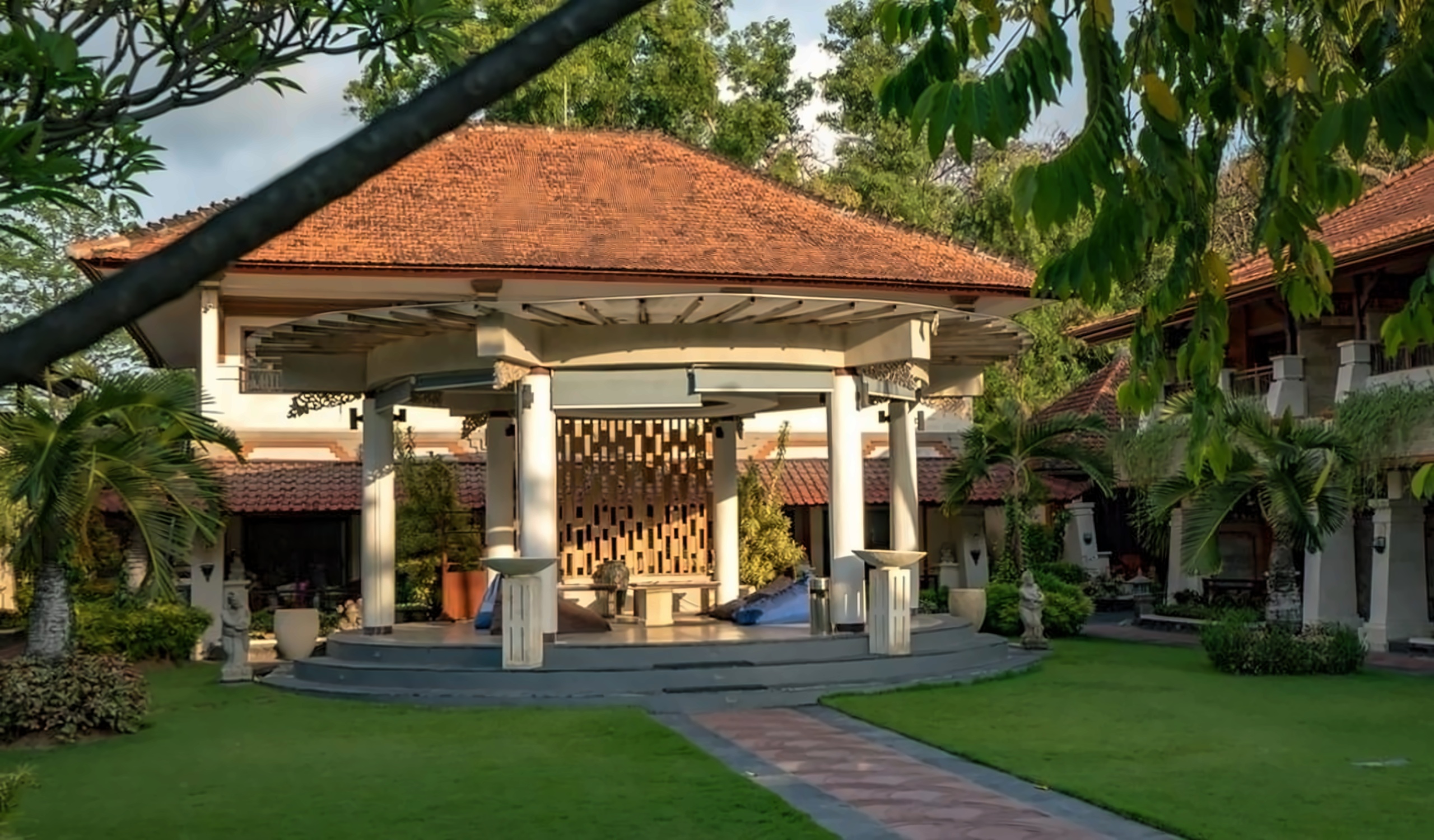 Sol by Melia Bali Kuta (Sol House Bali Kuta) Кута Индонезия (о. Бали ...